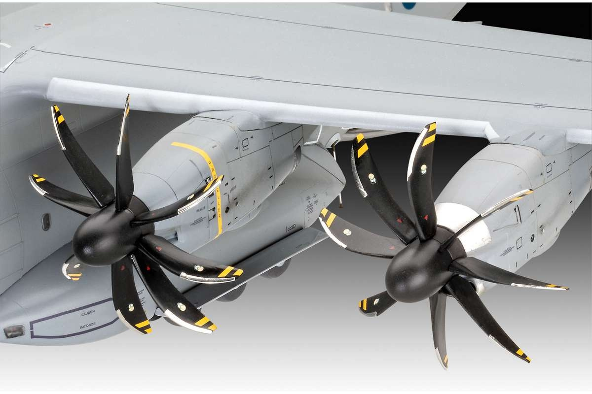 Buy Revell Airbus A400M Atlas RAF Teknikproffset.eu